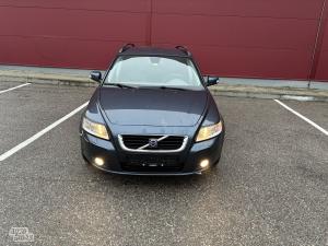 Volvo V50 2008 in Kaunas, with an engine capacity of 2.40 L and mileage of 310 thousand km for 3650 €, photo 8 on AUTOMOTO.COM.LV