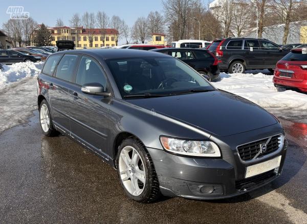 Volvo V50 2008 Tauragė, ar dzinēja tilpumu 1.60 L un nobraukumu 289 tūkst. km par 2600 €, foto 1 vietnē AUTOMOTO.COM.LV