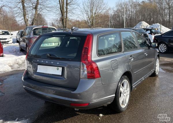 Volvo V50 2008 Tauragė, ar dzinēja tilpumu 1.60 L un nobraukumu 289 tūkst. km par 2600 €, foto 3 vietnē AUTOMOTO.COM.LV