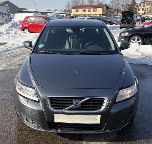 Volvo V50 2008 Tauragė, ar dzinēja tilpumu 1.60 L un nobraukumu 289 tūkst. km par 2600 €, foto 8 vietnē AUTOMOTO.COM.LV