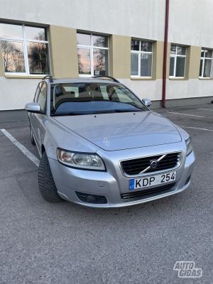 Volvo V50 2008 Alīta, ar dzinēja tilpumu 1.60 L un nobraukumu 300 tūkst. km par 2200 €, foto 3 vietnē AUTOMOTO.COM.LV
