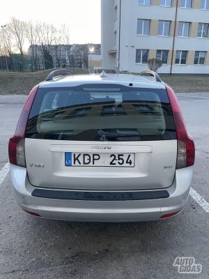 Volvo V50 2008 Alīta, ar dzinēja tilpumu 1.60 L un nobraukumu 300 tūkst. km par 2200 €, foto 6 vietnē AUTOMOTO.COM.LV