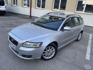 Volvo V50 2008 Alīta, ar dzinēja tilpumu 1.60 L un nobraukumu 300 tūkst. km par 2200 €, foto 7 vietnē AUTOMOTO.COM.LV