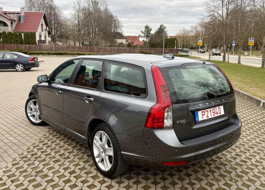 Volvo V50 2008 Šilalė, ar dzinēja tilpumu 1.60 L un nobraukumu 289 tūkst. km par 2650 €, foto 3 vietnē AUTOMOTO.COM.LV