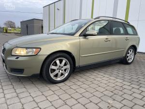 Volvo V50 2008 in Vilnius, with an engine capacity of 2.00 L and mileage of 350 thousand km for 1700 €, photo  on AUTOMOTO.COM.LV