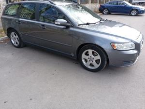 Volvo V50 2008 Kauņa, ar dzinēja tilpumu 2.00 L un nobraukumu 299 tūkst. km par 1250 €, foto  vietnē AUTOMOTO.COM.LV