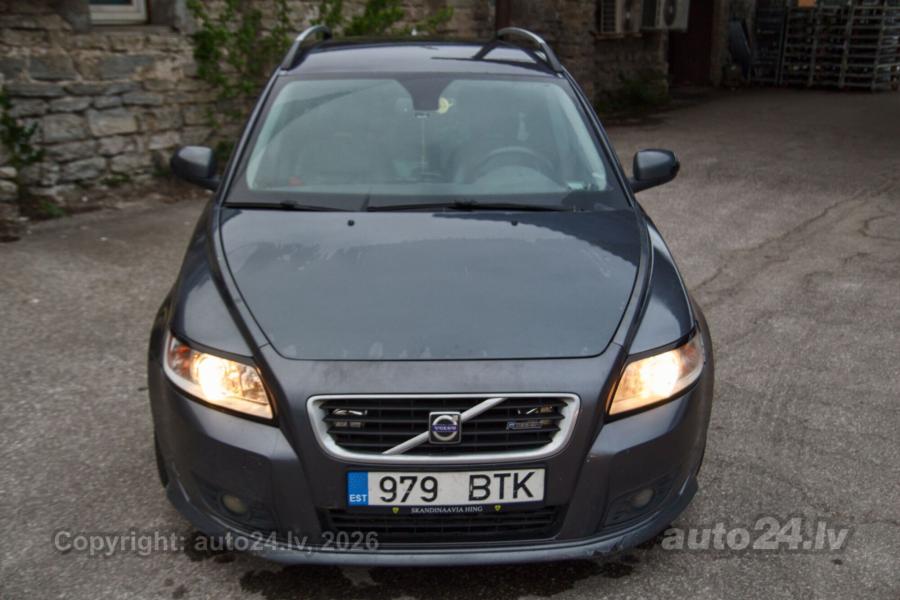Volvo V50 2008 Tallina, ar dzinēja tilpumu 1.60 L un nobraukumu 280 tūkst. km par 1599 €, foto 8 vietnē AUTOMOTO.COM.LV