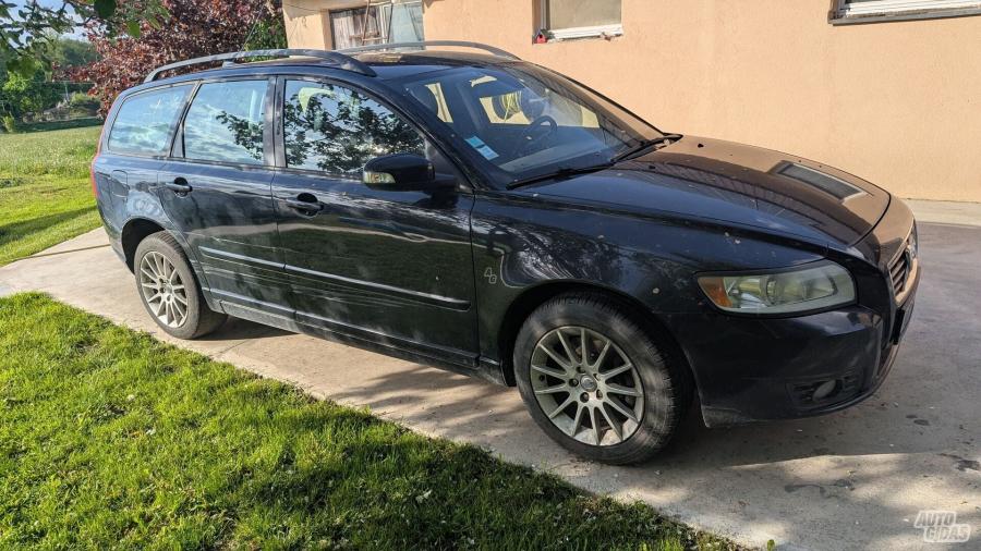 Volvo V50 2008 in Prienai, with an engine capacity of 2.00 L and mileage of 310 thousand km for 800 €, photo 5 on AUTOMOTO.COM.LV