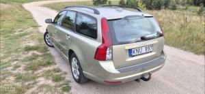 Volvo V50 2008 in Vilnius, with an engine capacity of 2.00 L and mileage of 360 thousand km for 2900 €, photo 5 on AUTOMOTO.COM.LV
