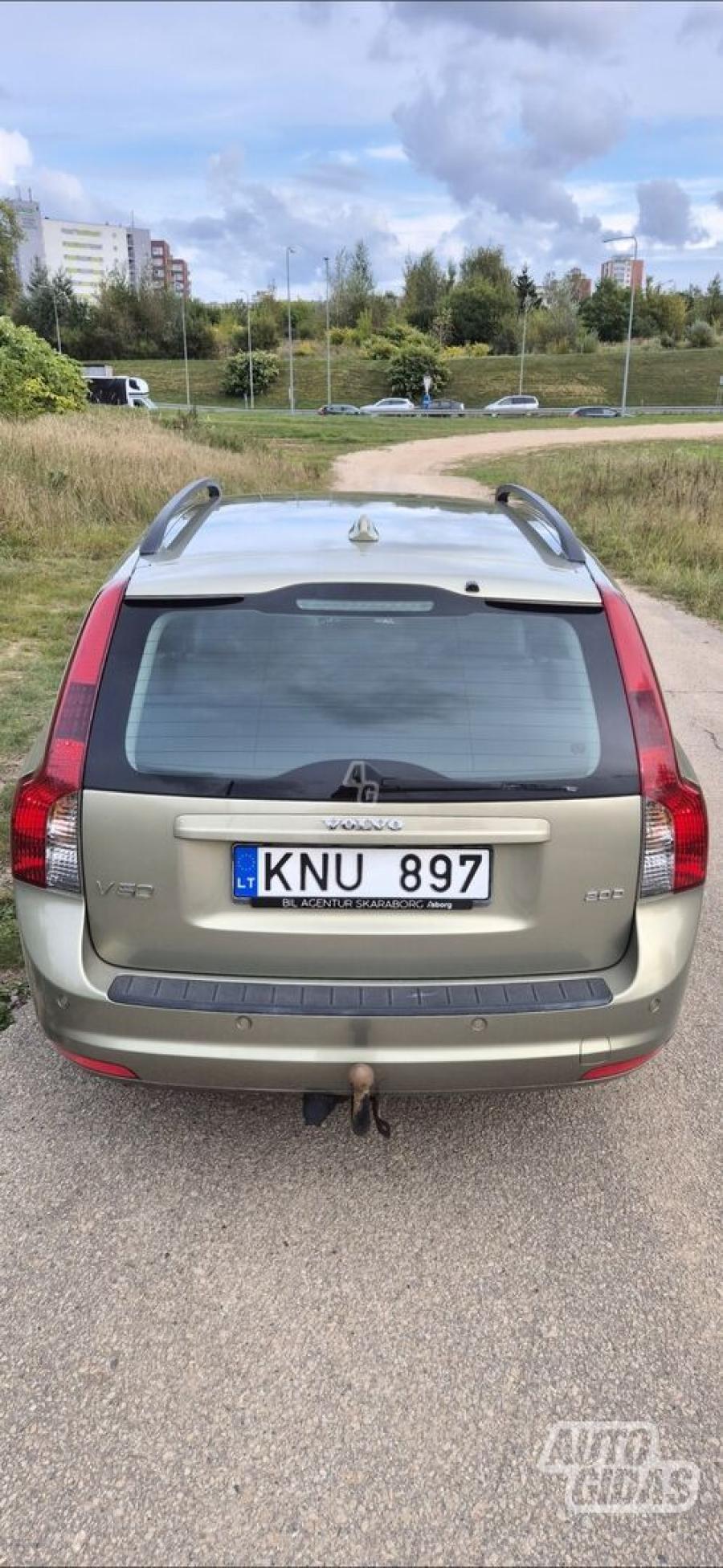 Volvo V50 2008 in Vilnius, with an engine capacity of 2.00 L and mileage of 360 thousand km for 2900 €, photo 11 on AUTOMOTO.COM.LV