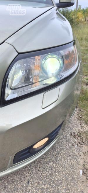 Volvo V50 2008 in Vilnius, with an engine capacity of 2.00 L and mileage of 360 thousand km for 2900 €, photo 12 on AUTOMOTO.COM.LV