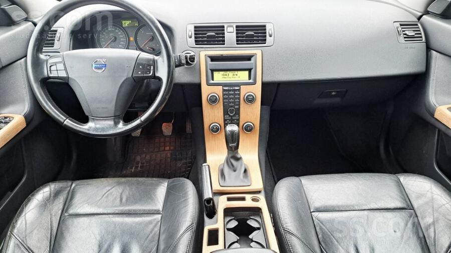 Volvo V50 2008 Rīga, ar dzinēja tilpumu 2.00 L un nobraukumu 372 tūkst. km par 2990 €, foto 10 vietnē AUTOMOTO.COM.LV