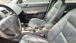 Volvo V50 2008 Rīga, ar dzinēja tilpumu 2.00 L un nobraukumu 372 tūkst. km par 2990 €, foto 14 vietnē AUTOMOTO.COM.LV
