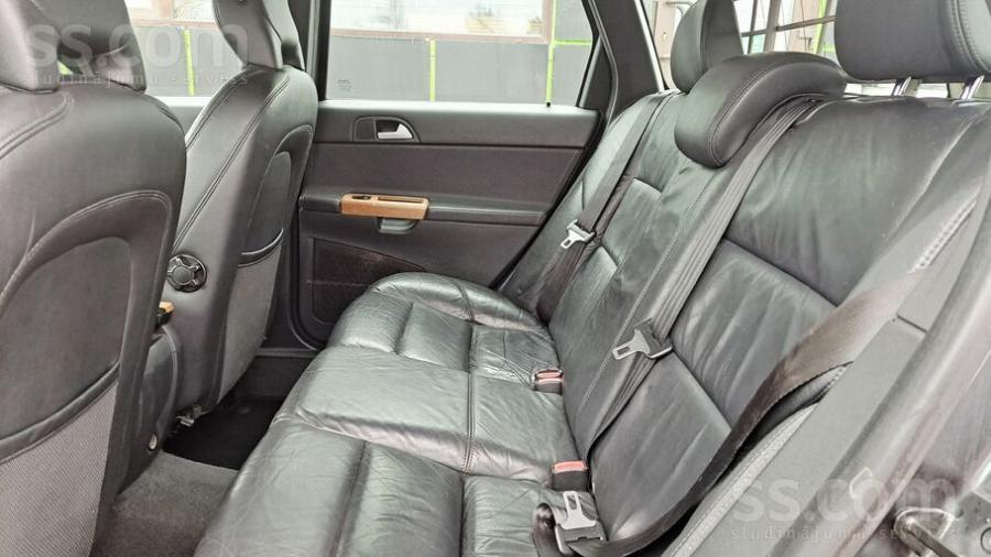 Volvo V50 2008 Rīga, ar dzinēja tilpumu 2.00 L un nobraukumu 372 tūkst. km par 2990 €, foto 15 vietnē AUTOMOTO.COM.LV