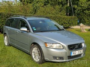 Volvo V50 2008 Jelgava, ar dzinēja tilpumu 2.00 L un nobraukumu 319 tūkst. km par 5500 €, foto  vietnē AUTOMOTO.COM.LV