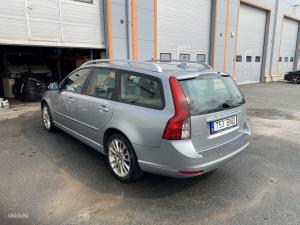 Volvo V50 2008 in Tartu, with an engine capacity of 1.60 L and mileage of 407 thousand km for 1250 €, photo 12 on AUTOMOTO.COM.LV