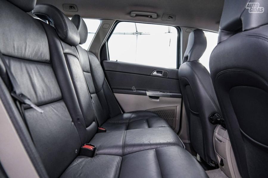 Volvo V50 2008 in Kaunas, with an engine capacity of 1.60 L and mileage of 358 thousand km for 3390 €, photo 11 on AUTOMOTO.COM.LV