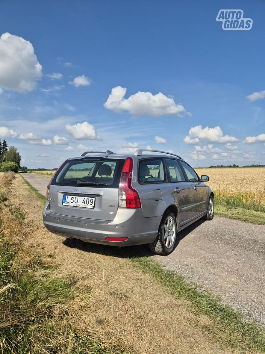 Volvo V50 2008 Kauņa, ar dzinēja tilpumu 2.00 L un nobraukumu 450 tūkst. km par 1100 €, foto 6 vietnē AUTOMOTO.COM.LV
