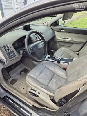 Volvo V50 2008 Kauņa, ar dzinēja tilpumu 2.00 L un nobraukumu 450 tūkst. km par 1100 €, foto 9 vietnē AUTOMOTO.COM.LV