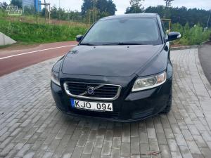 Volvo V50 2008 Viļņa, ar dzinēja tilpumu 2.00 L un nobraukumu 246 tūkst. km par 2800 €, foto 4 vietnē AUTOMOTO.COM.LV