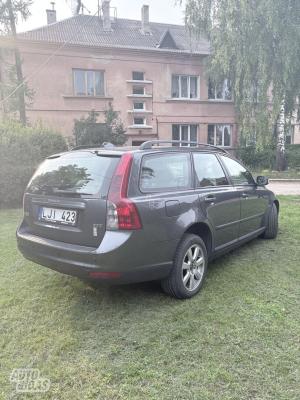 Вольво В50 2008 в Каунас, объемом двигателя 2.00 л и пробегом 289 тыс. км за 2450 €, фото 4 на AUTOMOTO.COM.LV