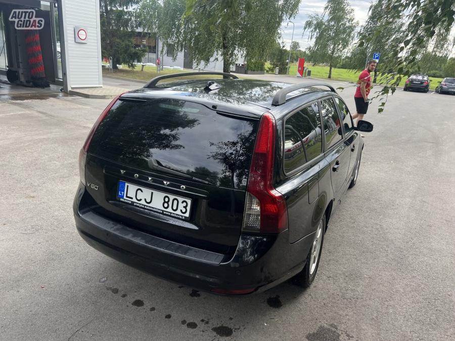 Volvo V50 2008 Šauļi, ar dzinēja tilpumu 1.60 L un nobraukumu 313 tūkst. km par 1150 €, foto 7 vietnē AUTOMOTO.COM.LV