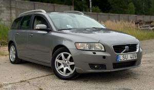 Volvo V50 2008 in Kaunas, with an engine capacity of 2.00 L and mileage of 421 thousand km for 1000 €, photo 3 on AUTOMOTO.COM.LV