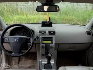 Volvo V50 2008 in Kaunas, with an engine capacity of 2.00 L and mileage of 421 thousand km for 1000 €, photo 10 on AUTOMOTO.COM.LV