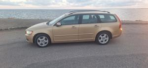 Volvo V50 2008 Tallina, ar dzinēja tilpumu 0.00 L un nobraukumu 240 tūkst. km par 4250 €, foto 3 vietnē AUTOMOTO.COM.LV
