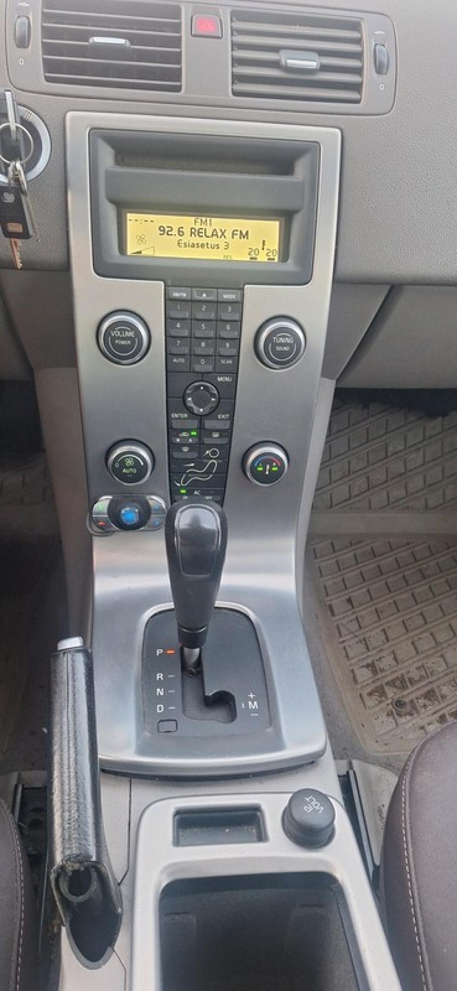 Volvo V50 2008 Tallina, ar dzinēja tilpumu 0.00 L un nobraukumu 240 tūkst. km par 4250 €, foto 17 vietnē AUTOMOTO.COM.LV