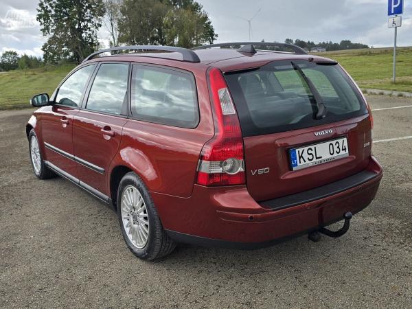 Volvo V50 2008 Telšiai, ar dzinēja tilpumu 2.00 L un nobraukumu 300 tūkst. km par 1950 €, foto 9 vietnē AUTOMOTO.COM.LV