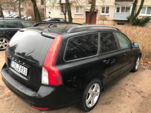 Volvo V50 2009 Kauņa, ar dzinēja tilpumu 2.40 L un nobraukumu 268 tūkst. km par 3950 €, foto 4 vietnē AUTOMOTO.COM.LV