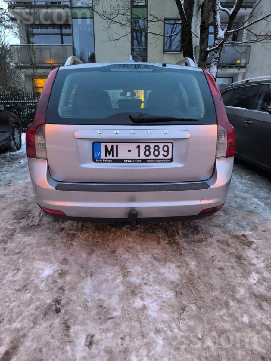 Volvo V50 2009 in Riga, with an engine capacity of 1.60 L and mileage of 355 thousand km for 3800 €, photo 8 on AUTOMOTO.COM.LV