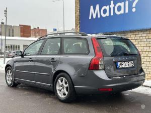 Volvo V50 2009 Kauņa, ar dzinēja tilpumu 1.56 L un nobraukumu 334 tūkst. km par 2000 €, foto 4 vietnē AUTOMOTO.COM.LV