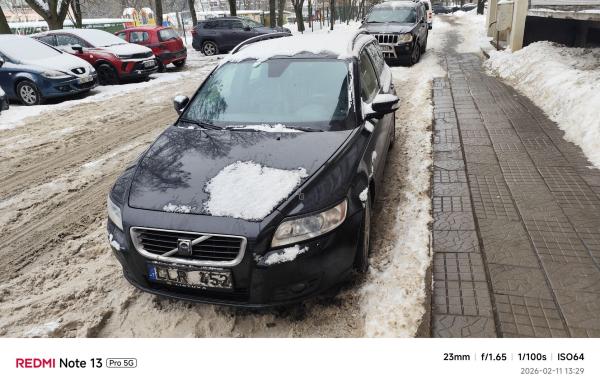 Volvo V50 2009 Viļņa, ar dzinēja tilpumu 2.00 L un nobraukumu 304 tūkst. km par 1100 €, foto 10 vietnē AUTOMOTO.COM.LV