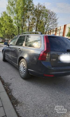 Volvo V50 2009 Alīta, ar dzinēja tilpumu 1.60 L un nobraukumu 336 tūkst. km par 1900 €, foto 4 vietnē AUTOMOTO.COM.LV