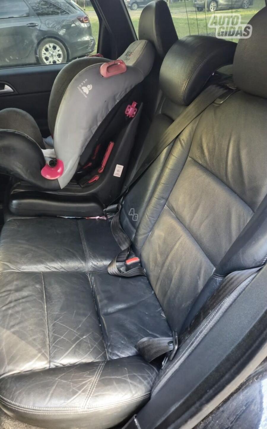 Volvo V50 2009 Alīta, ar dzinēja tilpumu 1.60 L un nobraukumu 336 tūkst. km par 1900 €, foto 7 vietnē AUTOMOTO.COM.LV