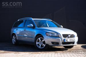 Volvo V50 2009 Rīga, ar dzinēja tilpumu 1.60 L un nobraukumu 329 tūkst. km par 3990 €, foto 3 vietnē AUTOMOTO.COM.LV