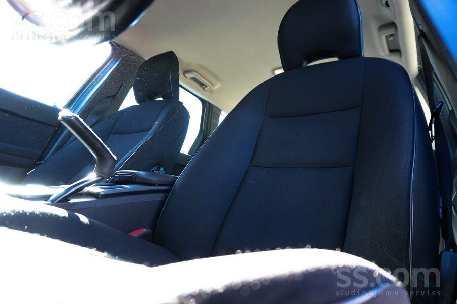 Volvo V50 2009 Rīga, ar dzinēja tilpumu 1.60 L un nobraukumu 329 tūkst. km par 3990 €, foto 7 vietnē AUTOMOTO.COM.LV