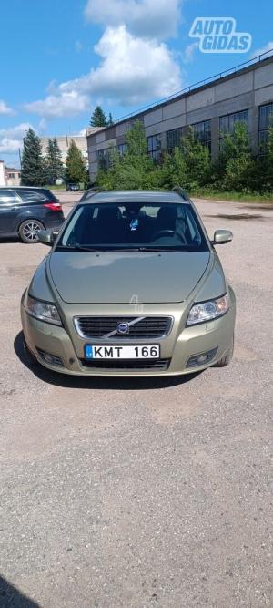 Volvo V50 2009 Viļņa, ar dzinēja tilpumu 1.60 L un nobraukumu 346 tūkst. km par 950 €, foto 4 vietnē AUTOMOTO.COM.LV