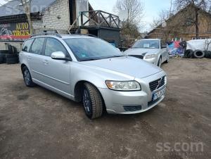 Volvo V50 2009 Rēzekne, ar dzinēja tilpumu 1.60 L un nobraukumu 279 tūkst. km par 2850 €, foto 4 vietnē AUTOMOTO.COM.LV