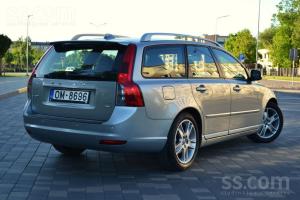 Volvo V50 2009 Jelgava, ar dzinēja tilpumu 1.60 L un nobraukumu 0 tūkst. km par 3790 €, foto 4 vietnē AUTOMOTO.COM.LV