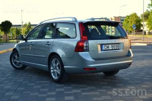 Volvo V50 2009 Jelgava, ar dzinēja tilpumu 1.60 L un nobraukumu 0 tūkst. km par 3790 €, foto 5 vietnē AUTOMOTO.COM.LV