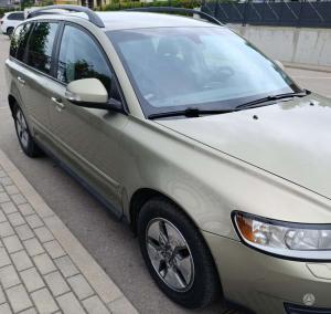 Volvo V50 2009 in Telschi, with an engine capacity of 1.56 L and mileage of 247 thousand km for 2400 €, photo 3 on AUTOMOTO.COM.LV