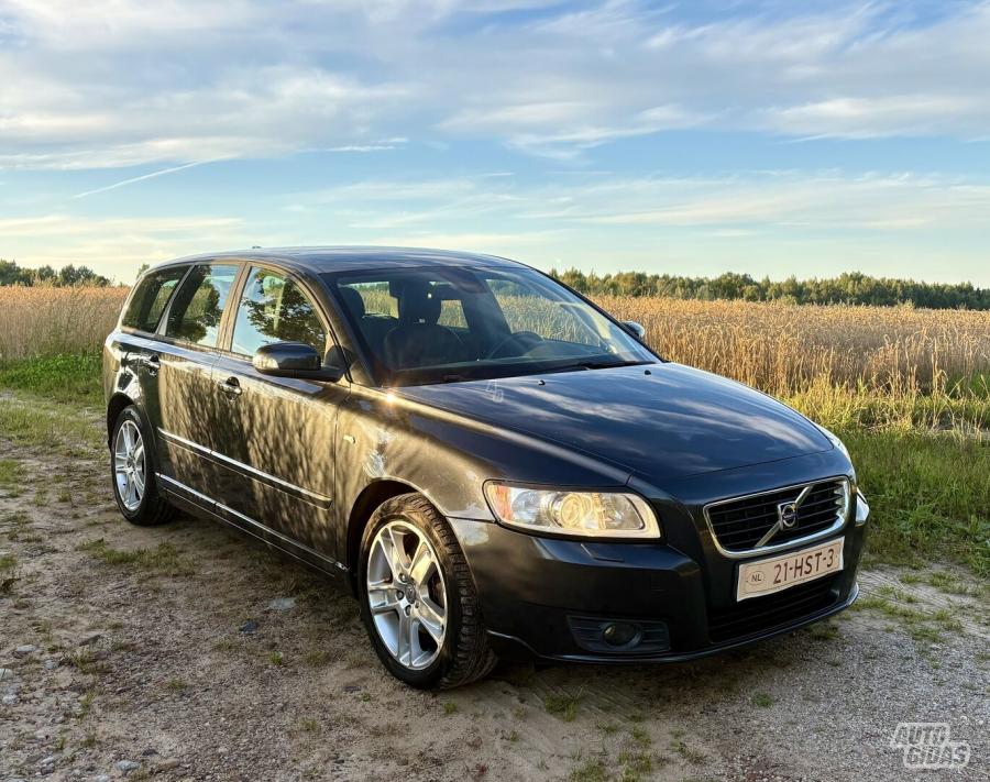 Volvo V50 2009 in Silale, with an engine capacity of 1.60 L and mileage of 288 thousand km for 2750 €, photo 6 on AUTOMOTO.COM.LV