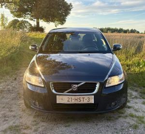 Volvo V50 2009 in Silale, with an engine capacity of 1.60 L and mileage of 288 thousand km for 2750 €, photo 7 on AUTOMOTO.COM.LV