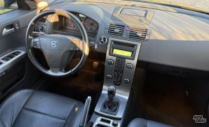 Volvo V50 2009 in Silale, with an engine capacity of 1.60 L and mileage of 288 thousand km for 2750 €, photo 8 on AUTOMOTO.COM.LV
