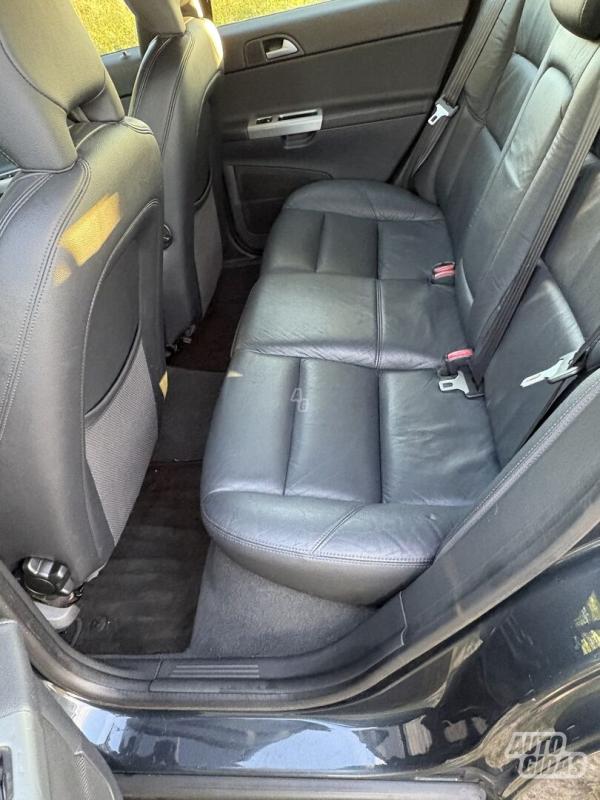 Volvo V50 2009 in Silale, with an engine capacity of 1.60 L and mileage of 288 thousand km for 2750 €, photo 9 on AUTOMOTO.COM.LV