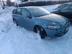 Volvo V50 2010 in Raseiniai, with an engine capacity of 1.60 L and mileage of 280 thousand km for 420 €, photo  on AUTOMOTO.COM.LV