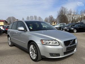 Volvo V50 2010 in Taurage, with an engine capacity of 2.00 L and mileage of 252 thousand km for 2950 €, photo 6 on AUTOMOTO.COM.LV
